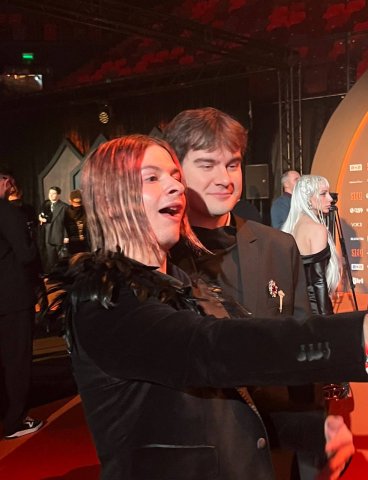 Кто забрал награду «Человек-мем года» на SLAY 2025? Победитель известен - CQ